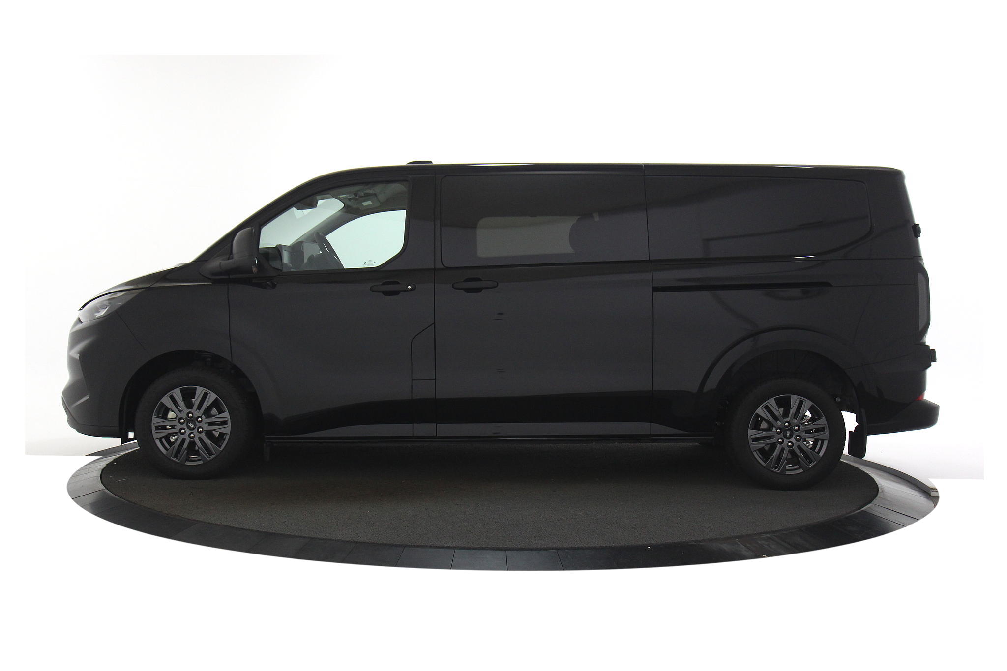 Ford Transit Custom 320 2.0 TDCI 170 L2H1 Trend AWD | Dubbel Cabine ...