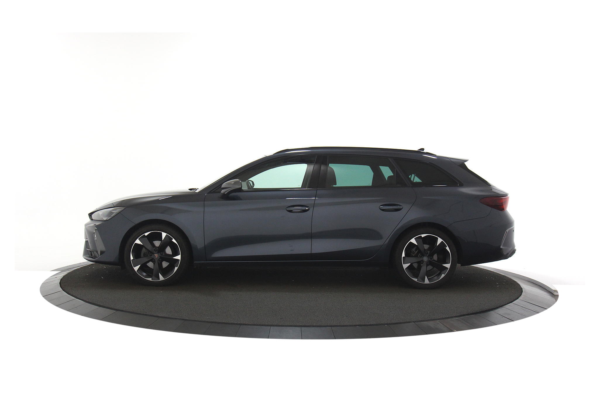 CUPRA Leon Sportstourer 1.5 eTSI DSG | ACC | Lane/Travel Assist ...
